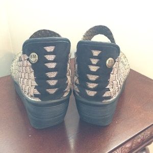 bernie mev. | Shoes | Bernie Mev Metallic Wedges | Poshmark